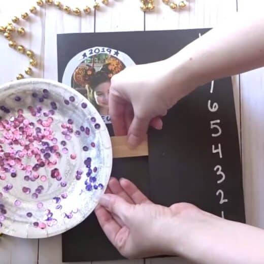 25 Easy New Years Crafts for Kids | 2025