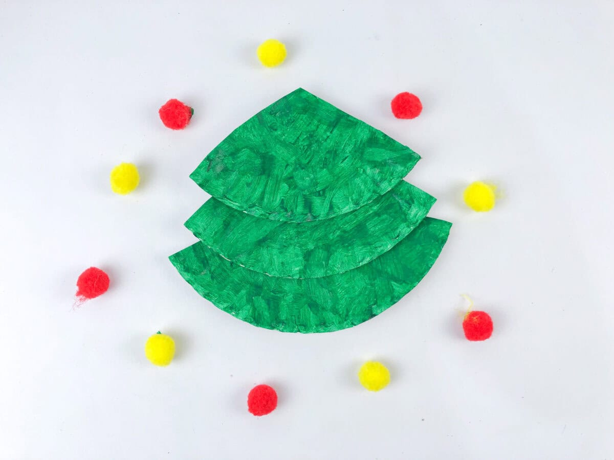 Paper Plate Christmas Tree Craft for Toddlers and Preschoolers