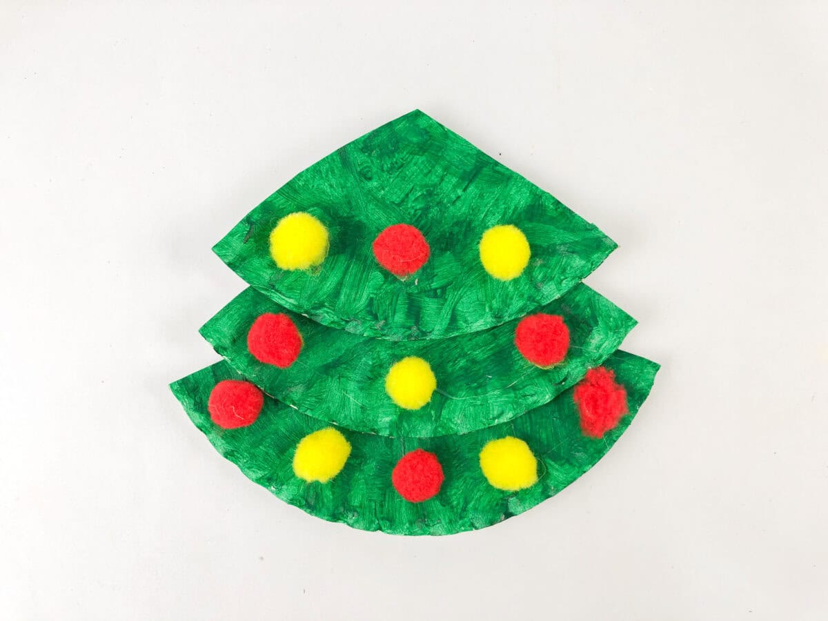 Paper Plate Christmas Tree Craft for Toddlers and Preschoolers