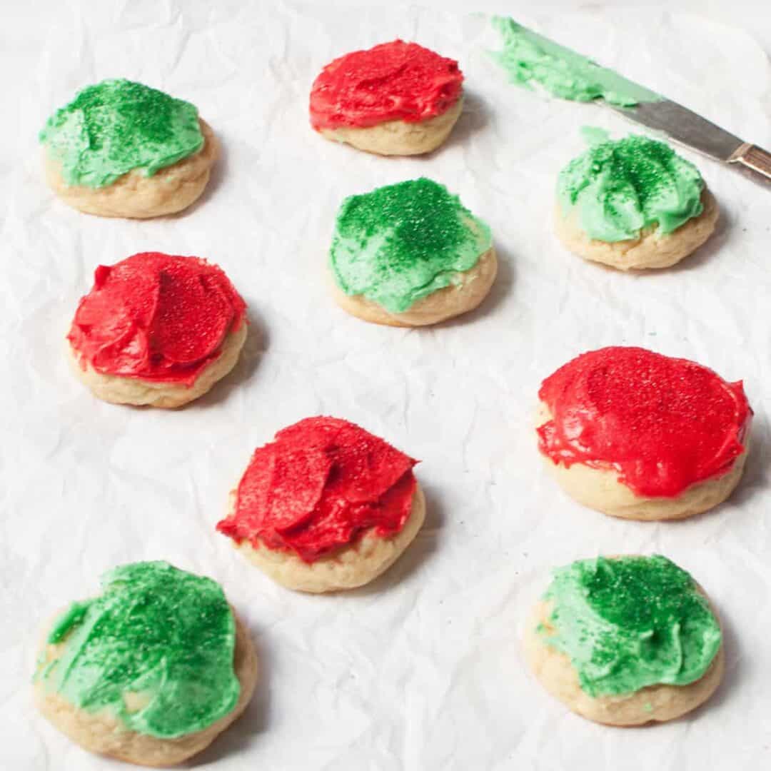 26 Classic Old Fashioned Christmas Cookies